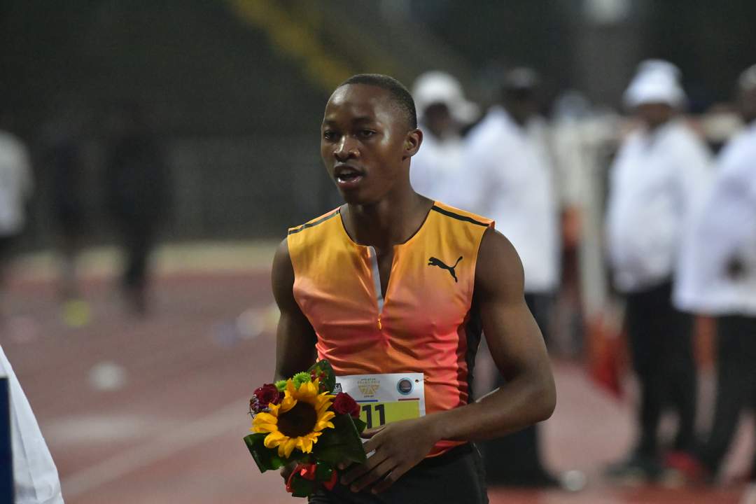 Walaza flies to 100m win, rewriting U20 sprint history with PB in ...