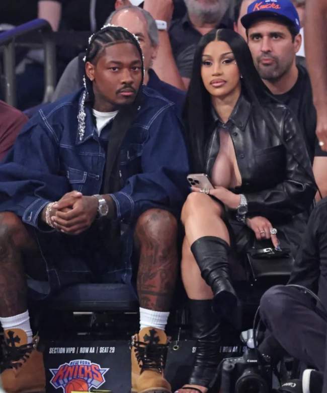 Rapper Cardi B goes public with new romance amid divorce war | News24
