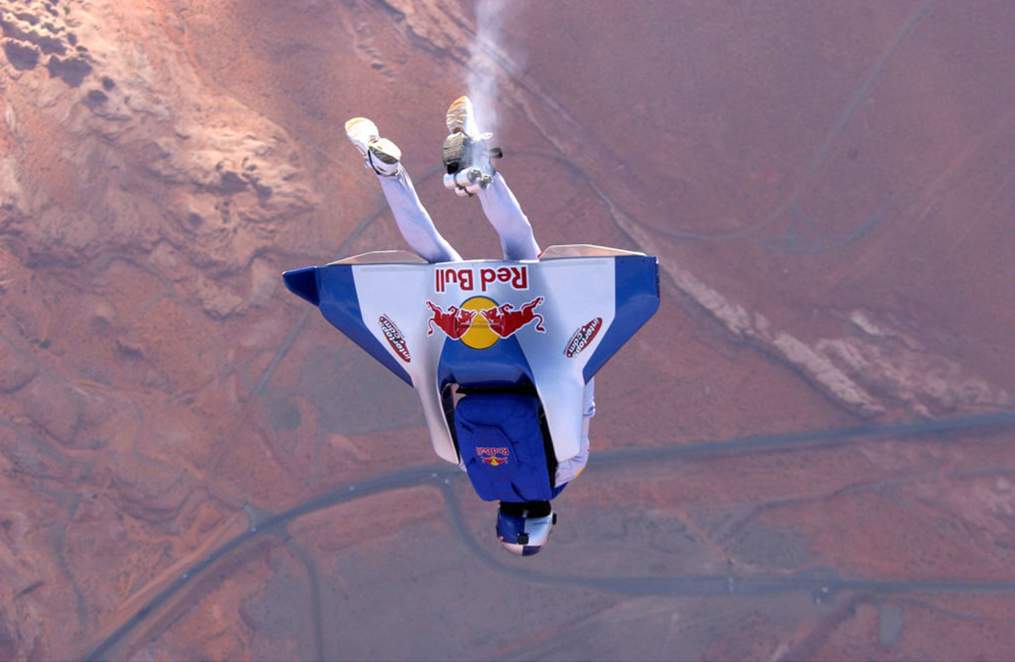 ‘Born to fly’: Austrian space diver Felix Baumgartner dies after ...