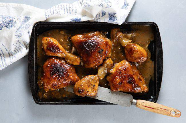 Chutney chicken tray bake | News24