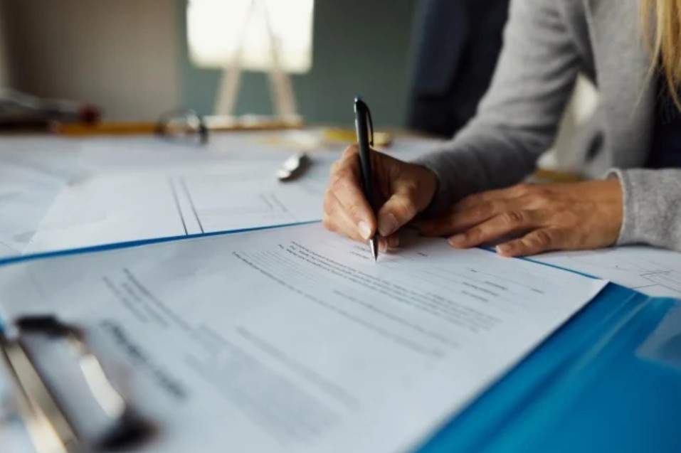 Life cover vs funeral cover: How to choose the right protection for ...