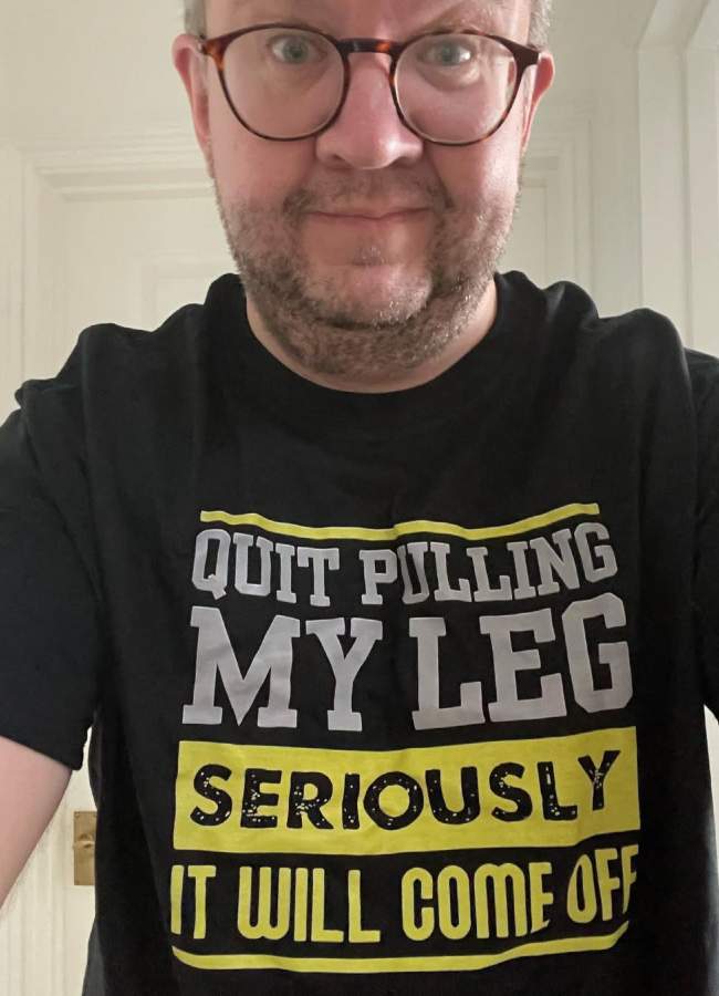 UK surgeon behind bars after having his legs amputated for a sex fetish ...