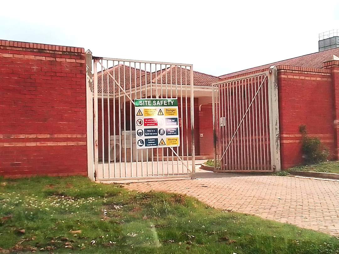 Police union shuts down Eastern Cape police station over abandoned R52m ...