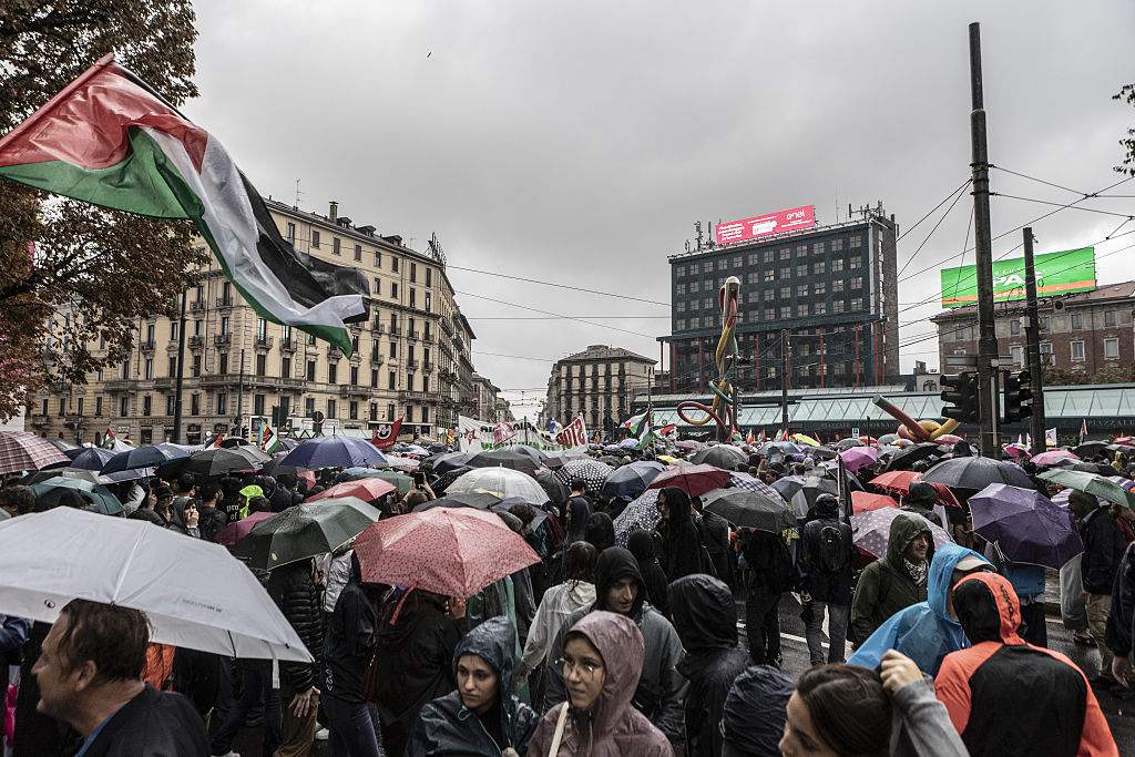 Tens of thousands join pro-Palestinian demos, strikes in Italy | News24