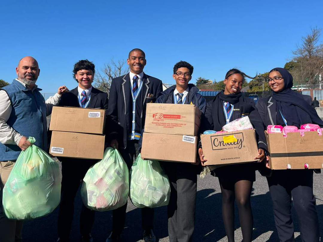 ‘I’ve made a difference’: Head boy leads 3 000 sanitary pads drive at ...