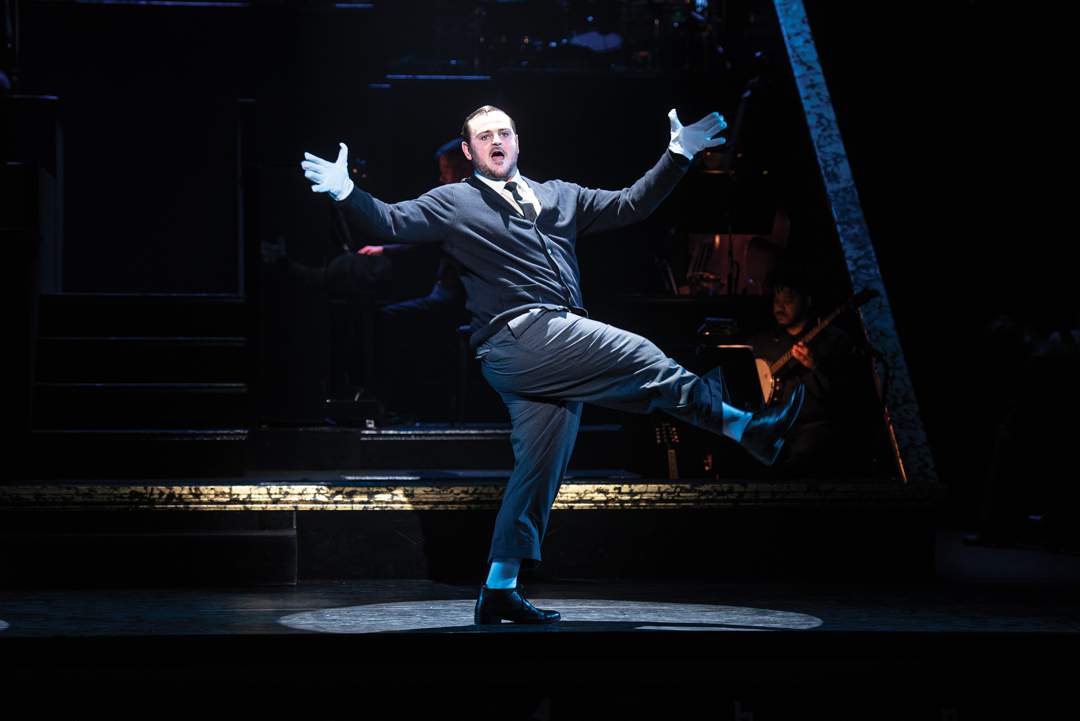 REVIEW | Laughs, yhos and magical visuals in Chicago: The Musical | News24
