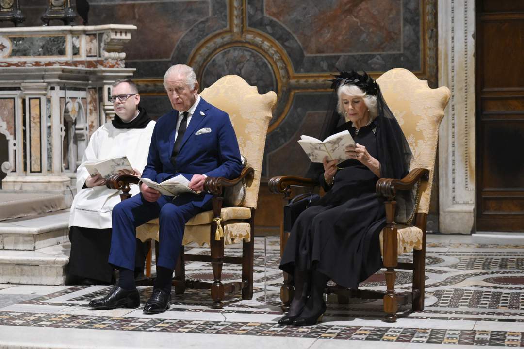 PHOTOS | King Charles, Pope Leo pray together in historic first | News24