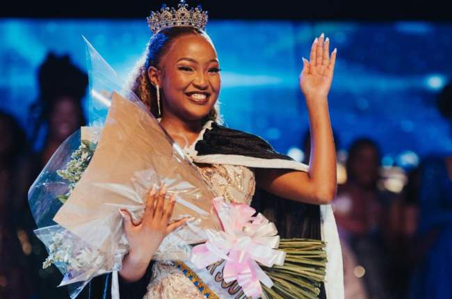 Medical student Lesedi Motswaledi crowned Miss Teen South Africa 2025 ...