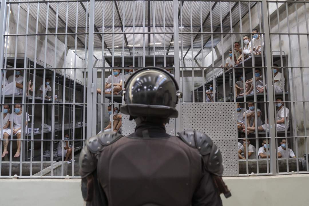 El Salvador puts gangster in jail for 1 335 years, amid Bukele crime ...