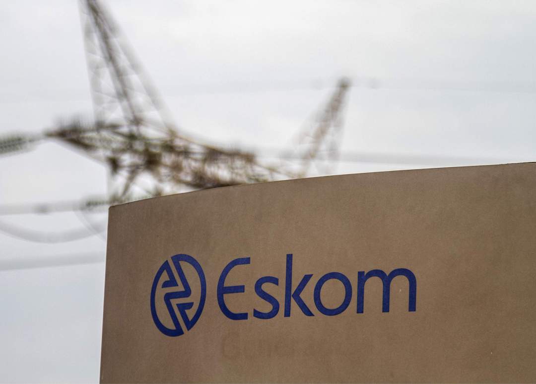 ‘Fake’ Eskom worker allegedly scams Soweto residents of R50k | News24