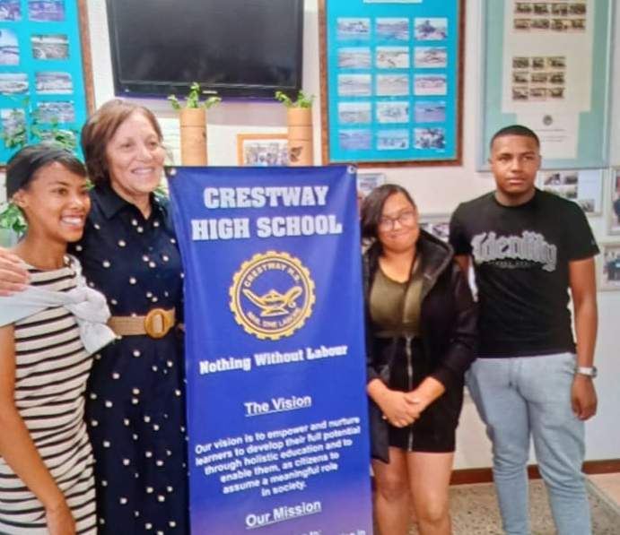 Books over bullets: How Crestway High pupils succeeded amid violent ...