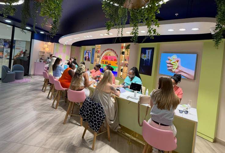 ‘Lipstick effect’ adds fuel to South Africa’s beauty boom | News24