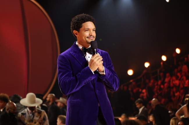 SA’s golden boy Trevor Noah roasts A-listers and bows out in style at ...