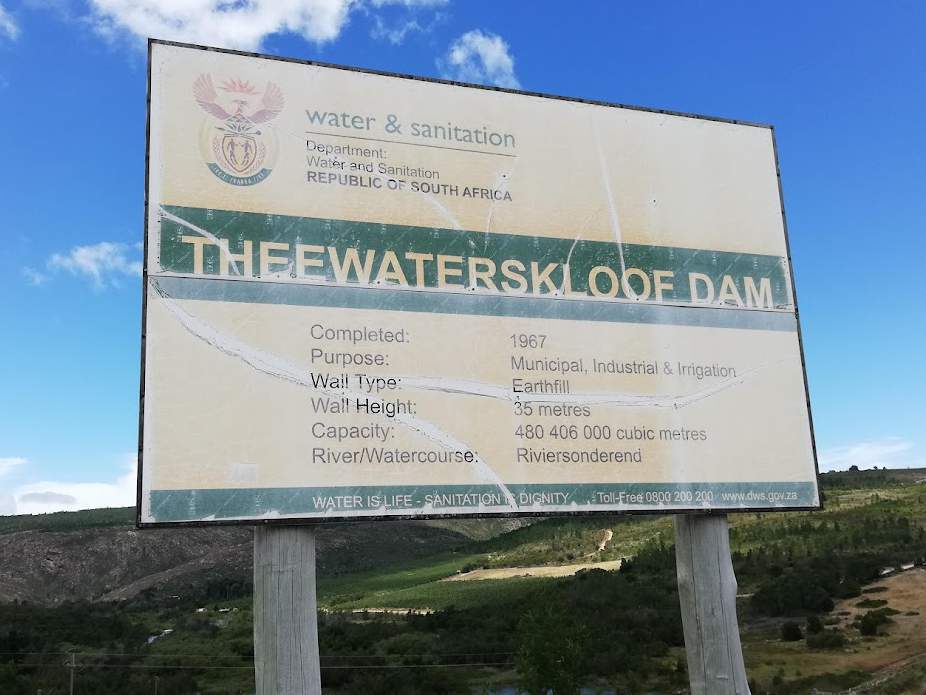 Dam disaster: Cape Town urged to slash water use after 2 treatment ...