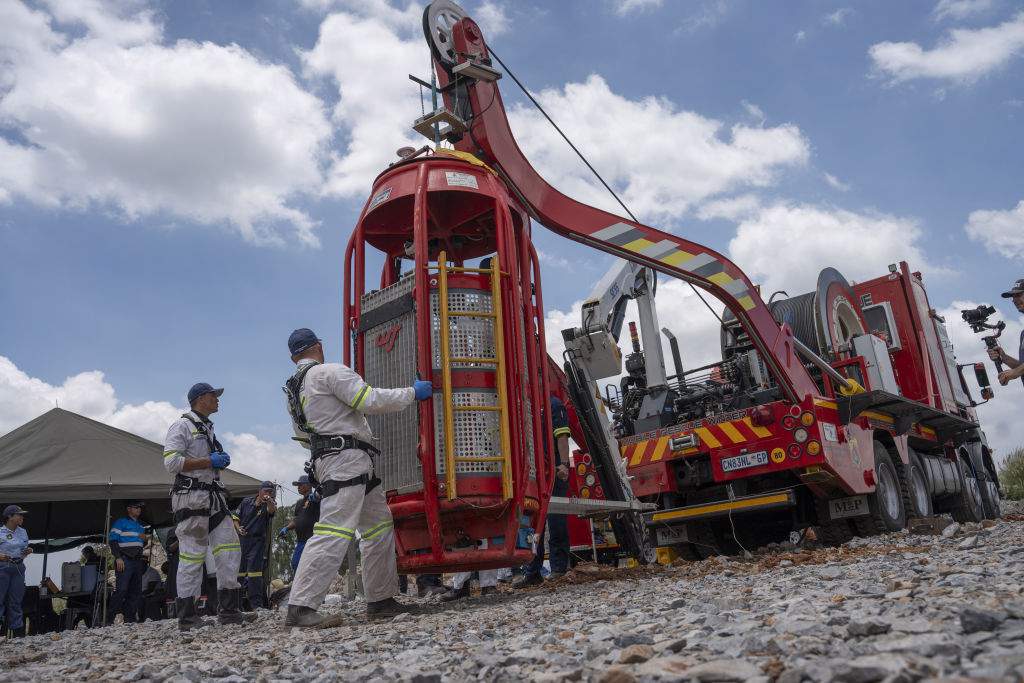 How a SA-built rig saved 246 in the daring Stilfontein mine rescue | News24