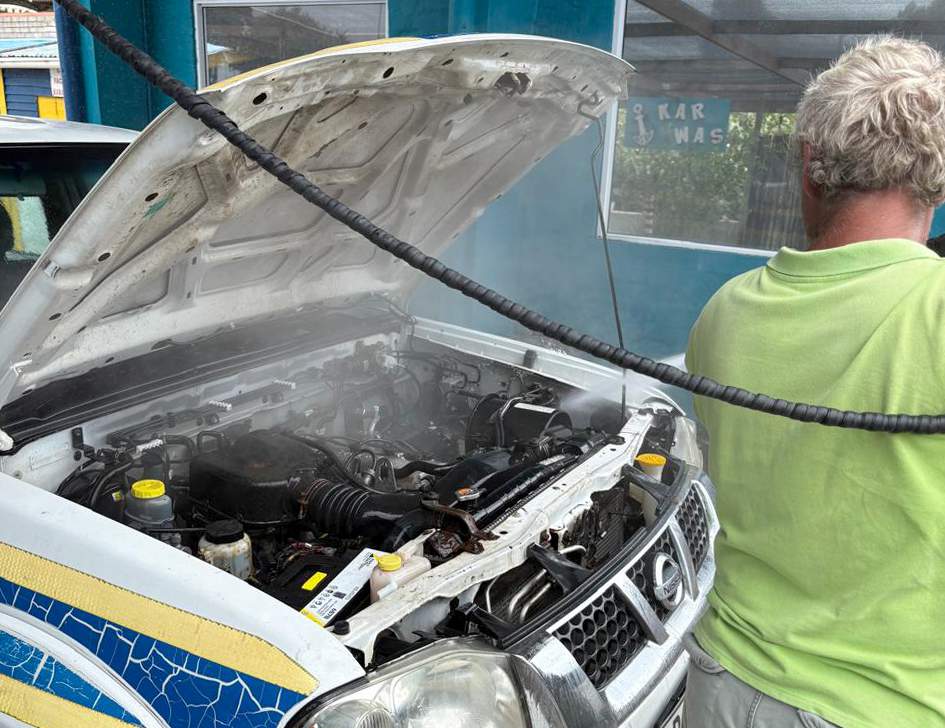 Cape businessperson offers to fix police vehicles for free to boost ...