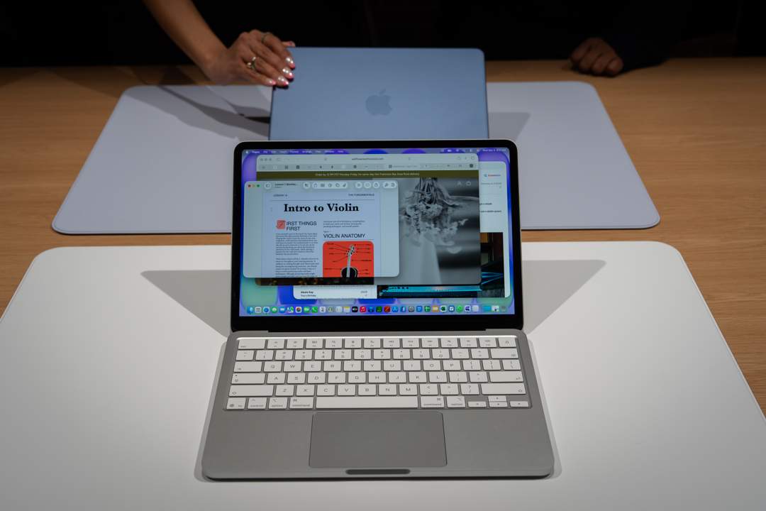 Apple debuts cheaper MacBook to challenge Chromebooks, Windows PCs | News24