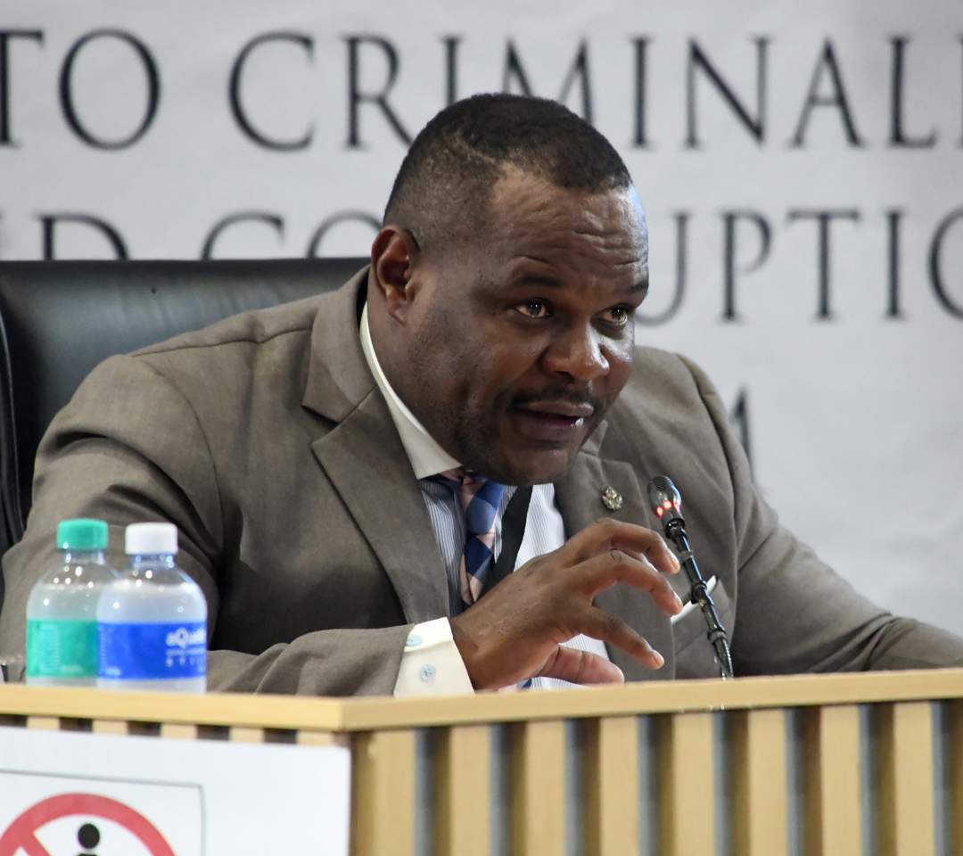 Dirty cop, dirty tenders? Nkosi, EFF and ActionSA linked to Tshwane ...