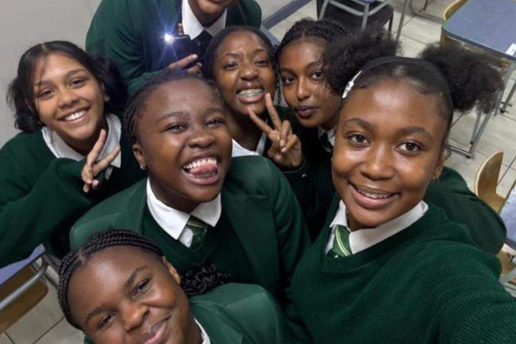 All-girls robotics team needs R1.18m to compete in Canada after earning ...