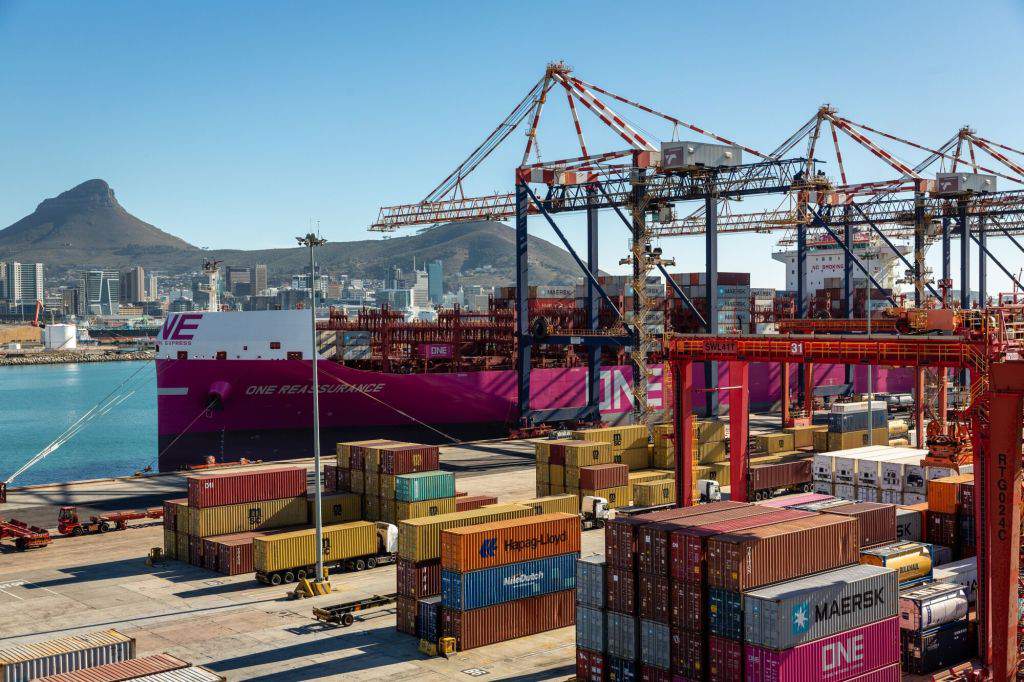 Transnet ports hit 15-year record – but don’t bank on docking diverted ...