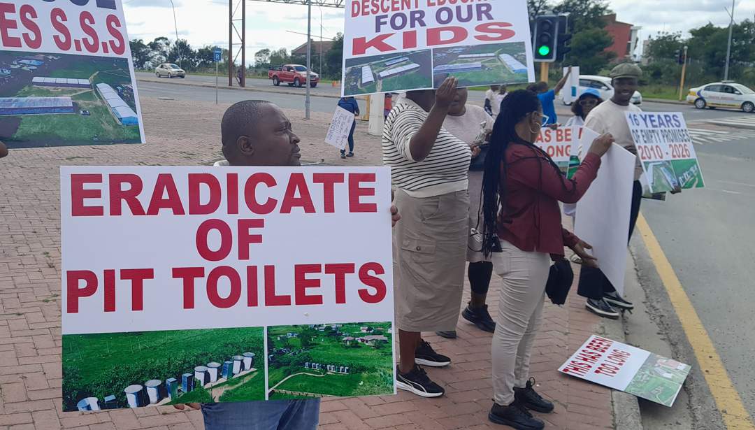 Mabuyane’s vow to eradicate 300 pit toilets in Eastern Cape schools ...