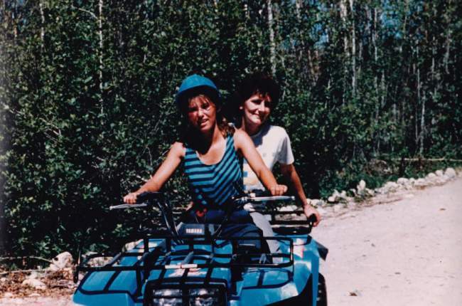 Queen of country pop Shania Twain on menopause – ‘It’s been very good ...